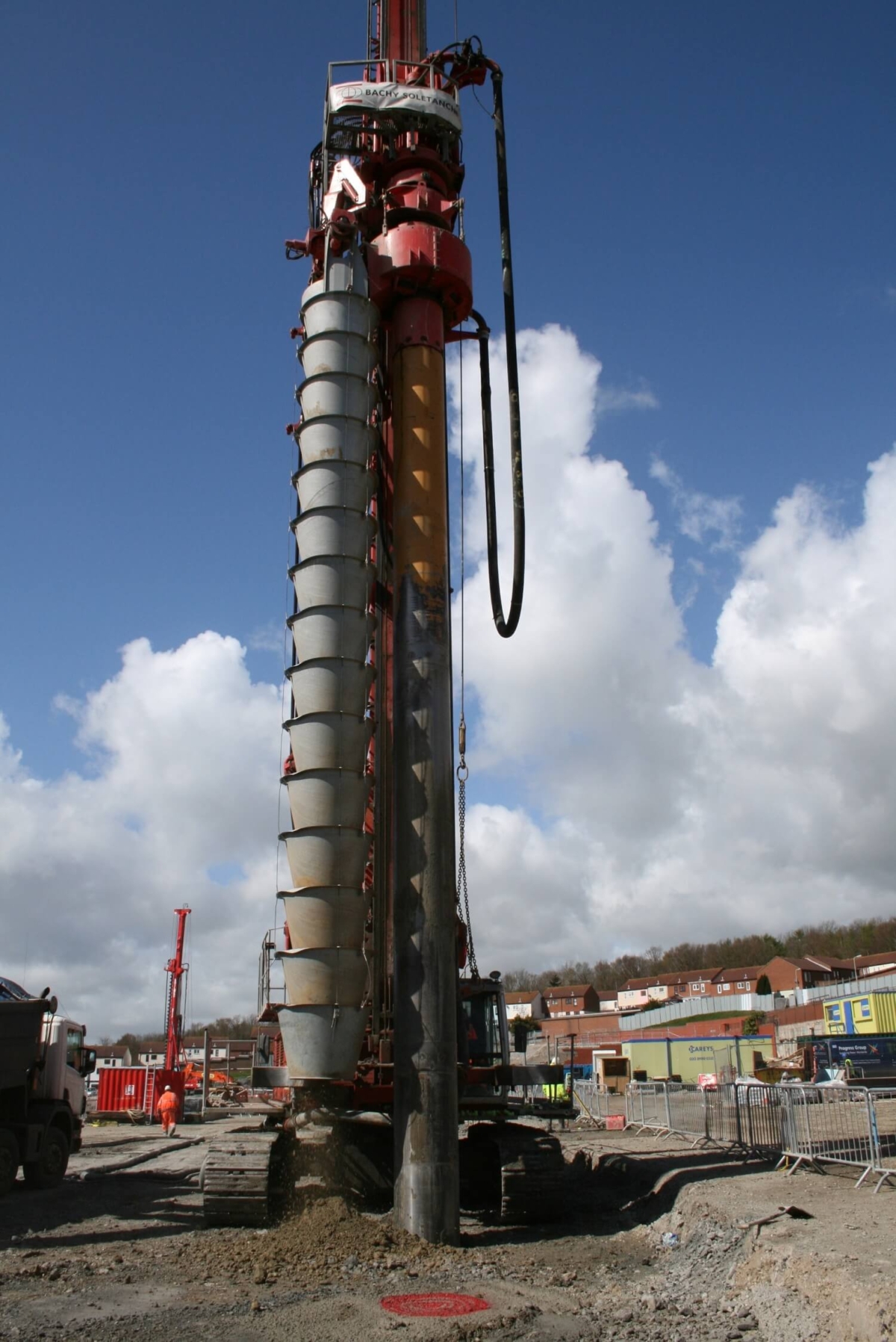 Cased Secant Piling (Cased CFA) - Bachy Soletanche