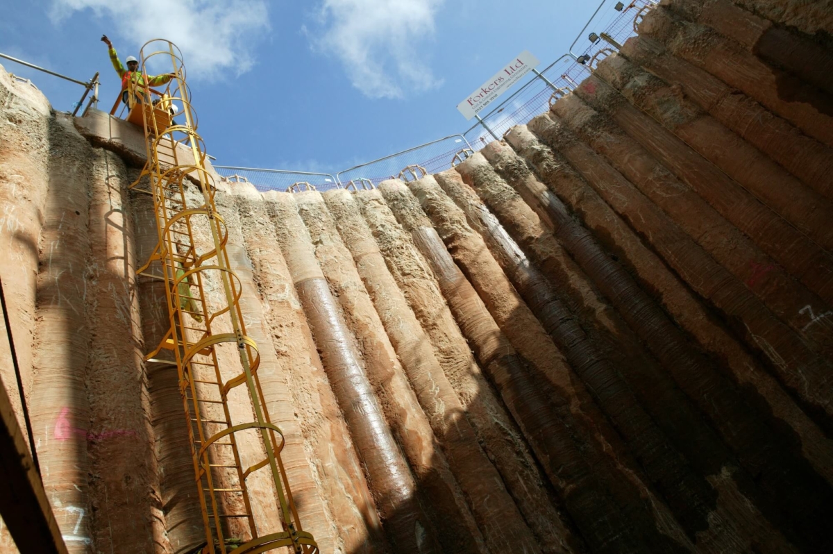 Cased Secant Piling (Cased CFA) - Bachy Soletanche