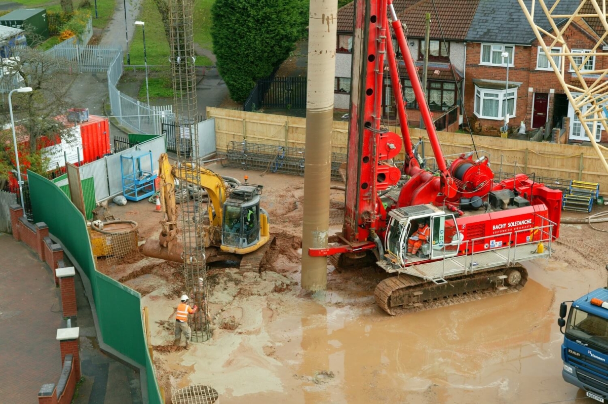 Cased Secant Piling (Cased CFA) - Bachy Soletanche